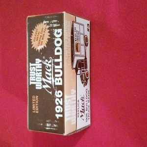 ERTL | Toys | Vintage Ertl Limited Edition 3 926 Mack Bulldog Coin Bank ...